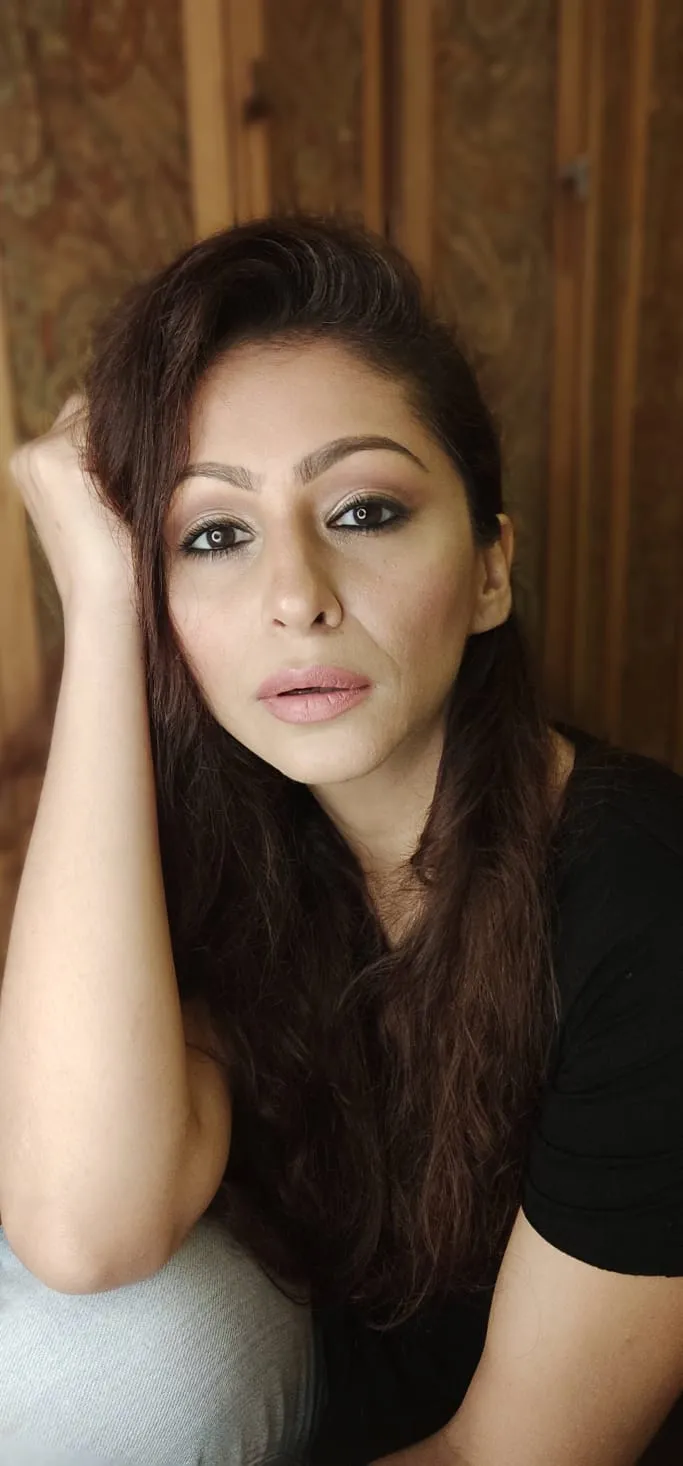 Shehnaaz Gill’s stunning make-up resembles Cathrine Zeta-Jones at Baba ...