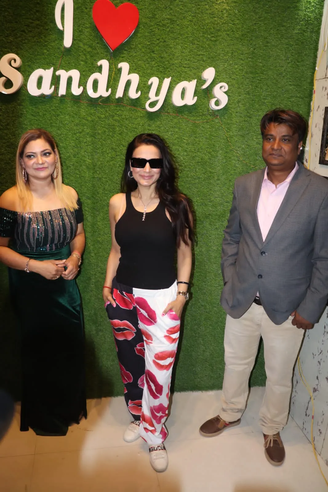 Gadar Actress Ameesha Patel Launched the New Branch of Sandhya's Makeovers