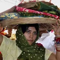 Ekta Kapoor Visits Ajmer Sharif To Pray For ?Kyaa Super Kool Hain Hum ...