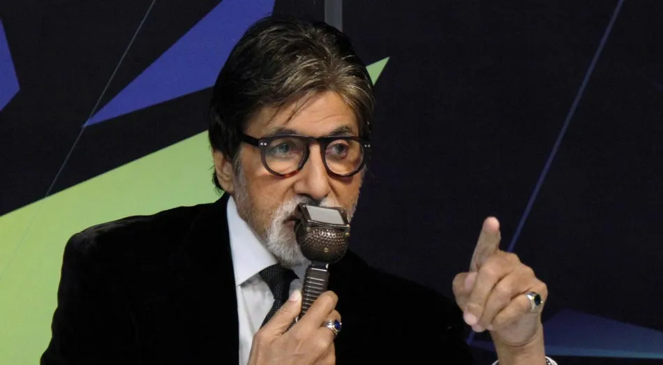 Amitabh Bachchan Seeks The Help Of His Fans To Promote 'TE3N'