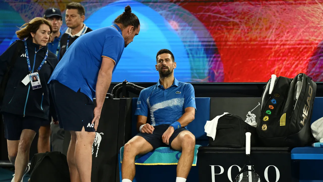 Australian Open 2025: Djokovic, Alcaraz get injury scare in QF - WATCH
