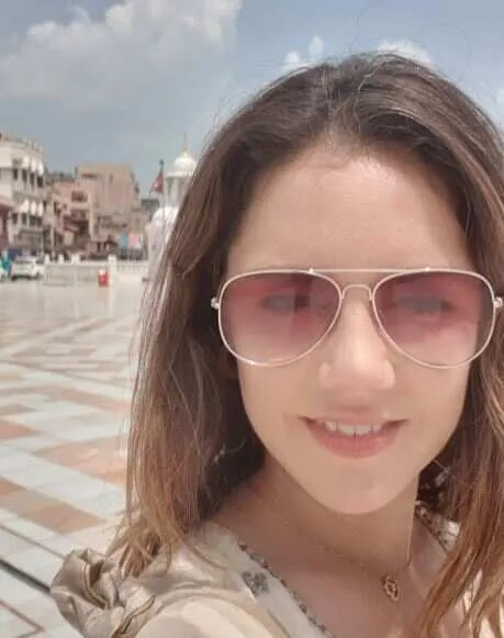 Discovering India with Alyson Le Grange: The boy in the red turban