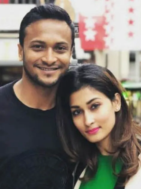 10 Most popular Bangladesh Cricketers & their Wives
