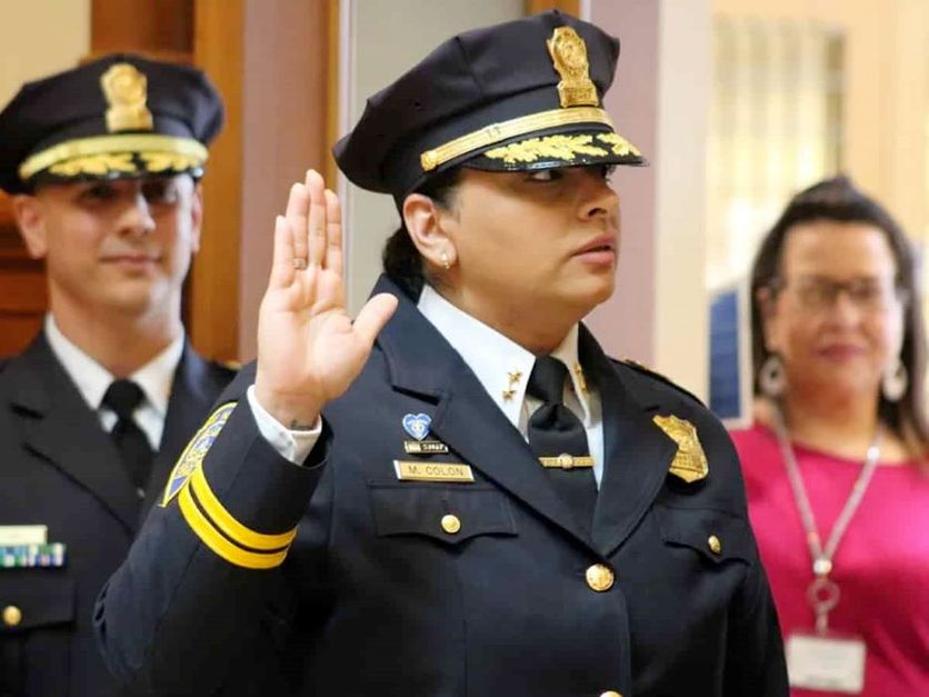 Meet Lieutenant Manmeet Colon- First Indian Sikh Assistant Chief Of ...