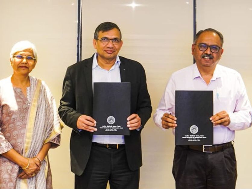 IIT Delhi's Alok Aggarwal Endows Chair for Research In ESG