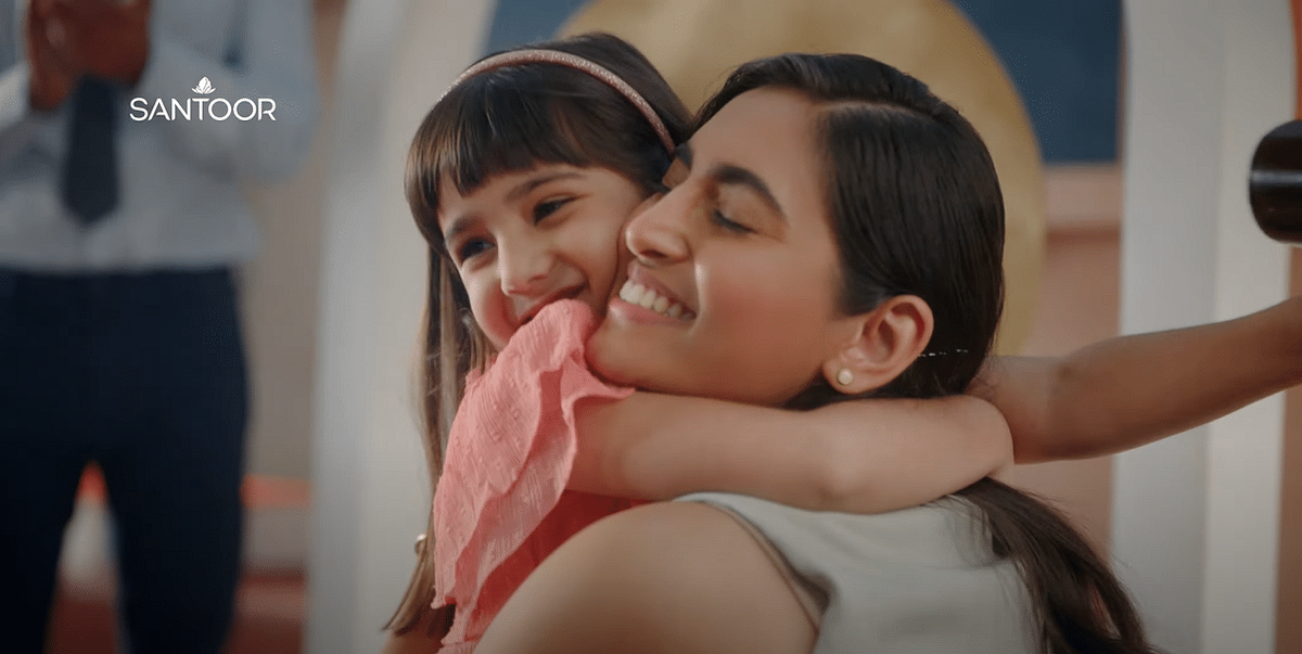 Santoor refreshes brand; retains its 'mummy' ad angle
