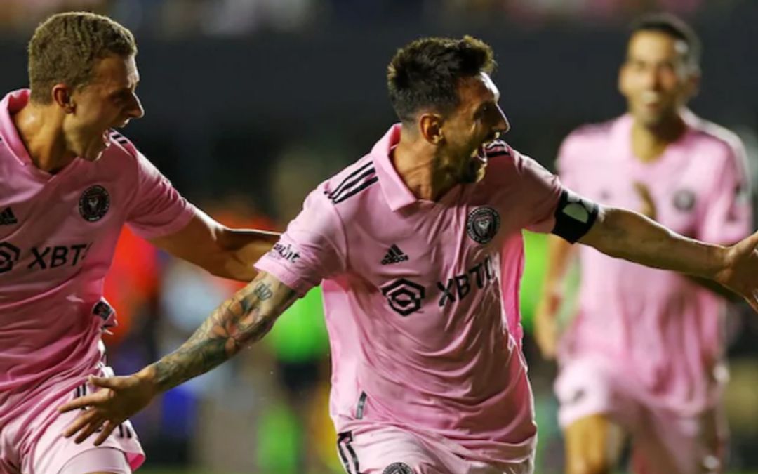 WATCH: Lionel Messi scores 94th minute freekick winner against Cruz ...