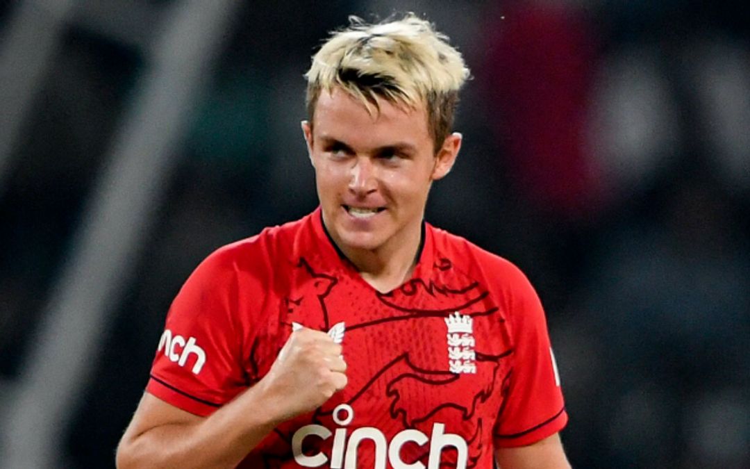 ‘Yeh sach mei current laga raha!!’ - Fans can't keep calm as Sam Curran ...