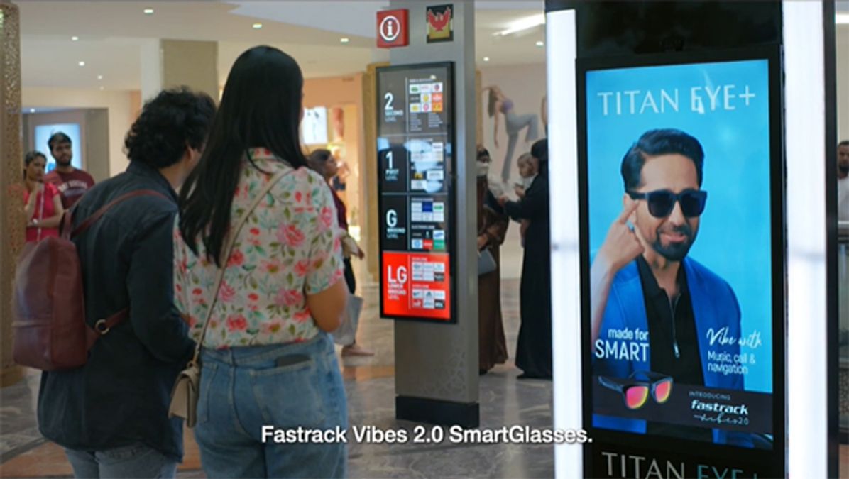 Titan Eye+ brings Ayushmann Khurrana 'Live' to Mumbai mall with OOH ...