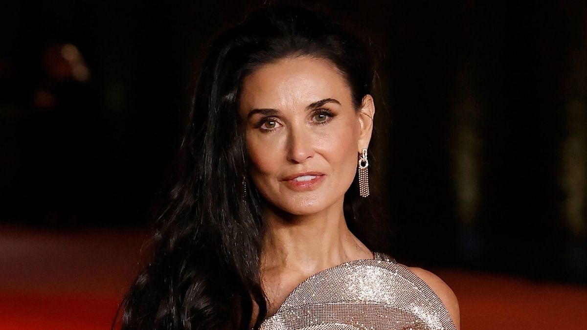 Demi Moore A Beacon Of Style And Strength At Frankie Shop X Crosby