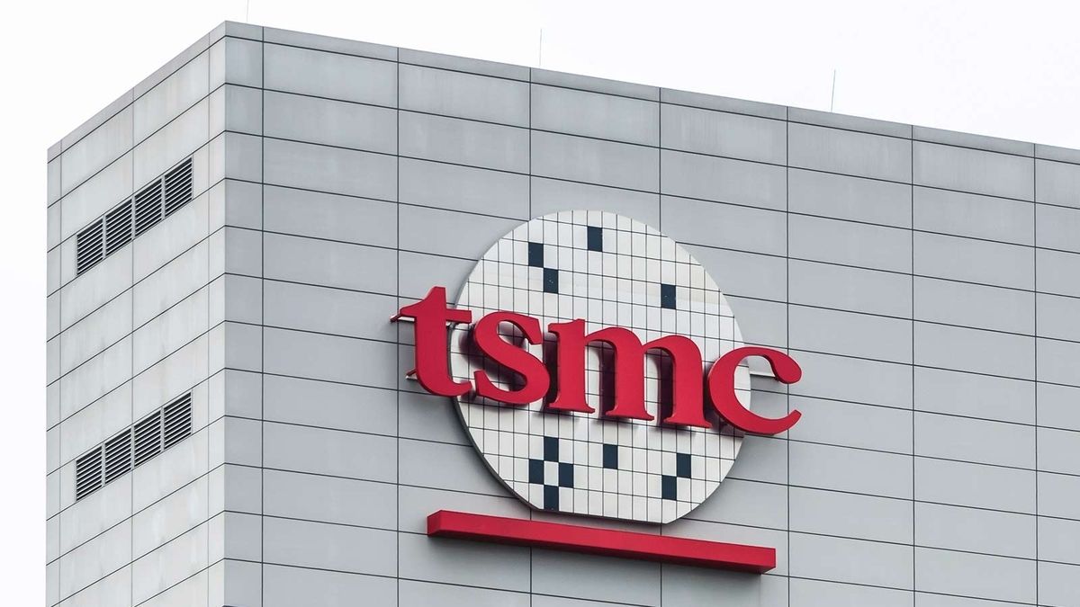 Taiwan's Semiconductor Giants TSMC and UMC Evacuate Factories After ...