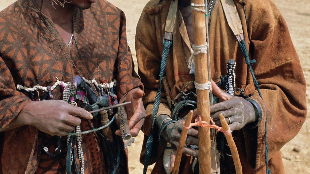 African Oral Traditions: Griots and Storytelling