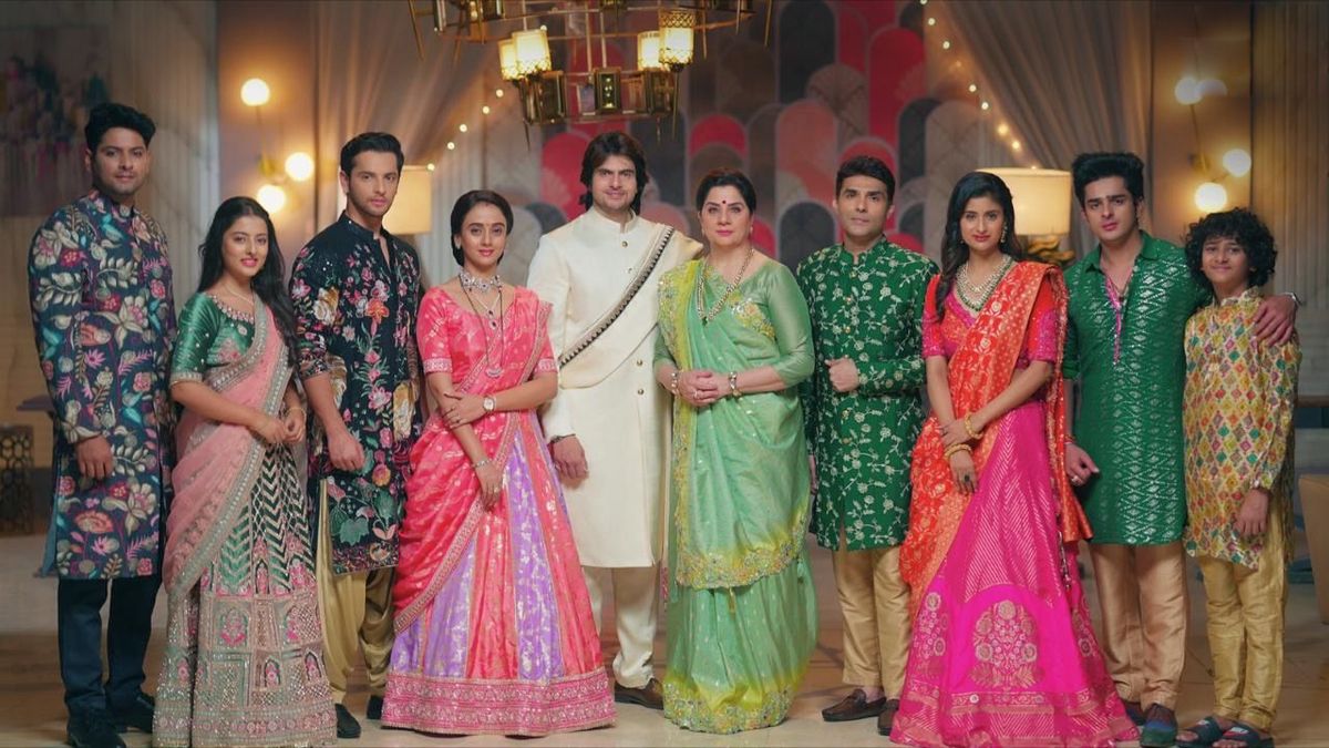 Meet the Kotharis: Deepa & Rajan Shahi Unveil New Drama in Anupamaa!