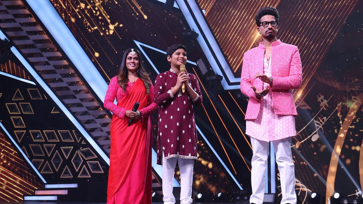 Neha Kakkar Praises Superstar Singer 3 Contestant Kshitij Saxena Neha Kakkar Praises Superstar Singer 3 Contestant Kshitij Saxena