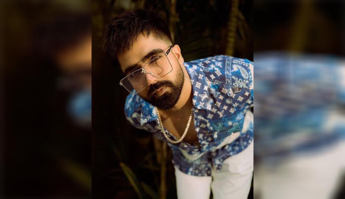 Sensational performer Harrdy Sandhu completes a decade in the music ...