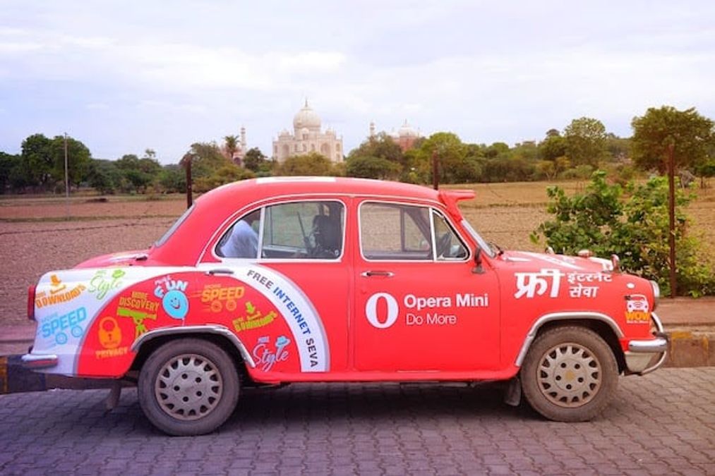 Web on Wheels - Opera flags off a free wi-fi car