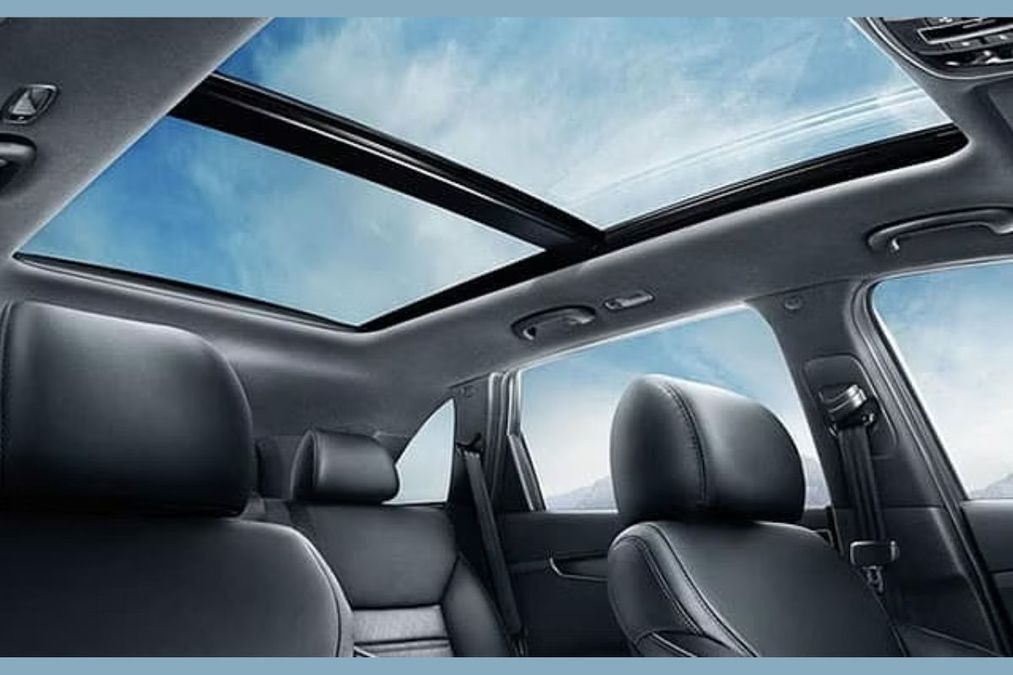 Top 5 Cars With Panoramic Sunroof In India: Hyundai Creta & Mahindra ...