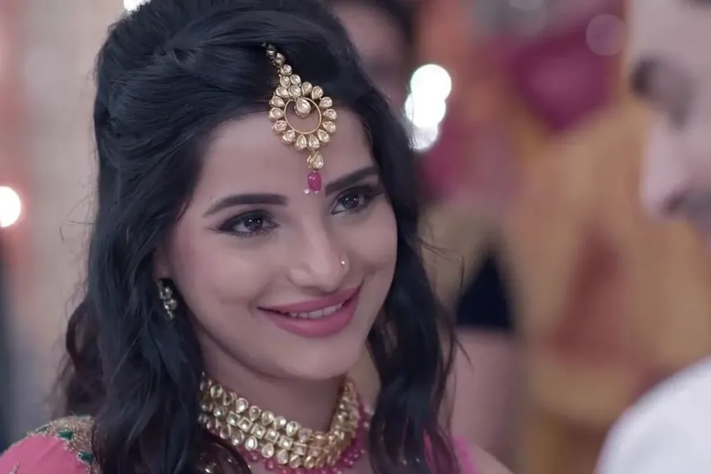 Riti Riwaj Taala Chaabi Web Series on Ullu: Two Lovebirds Separated in ...