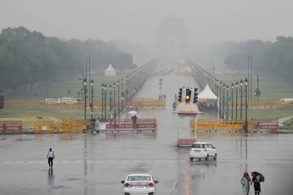 Weather Update: Dip in temperature, thick fog in THESE regions! Check ...