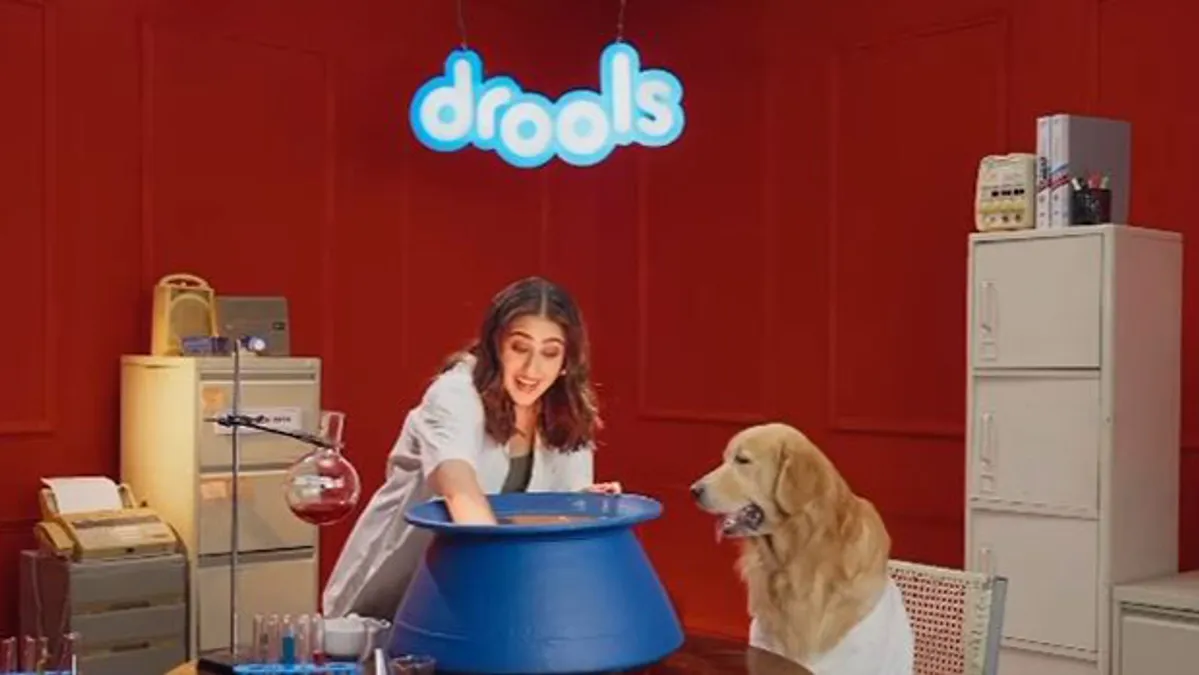 Sara Ali Khan urges pet owners to read ingredients of food packs in ...