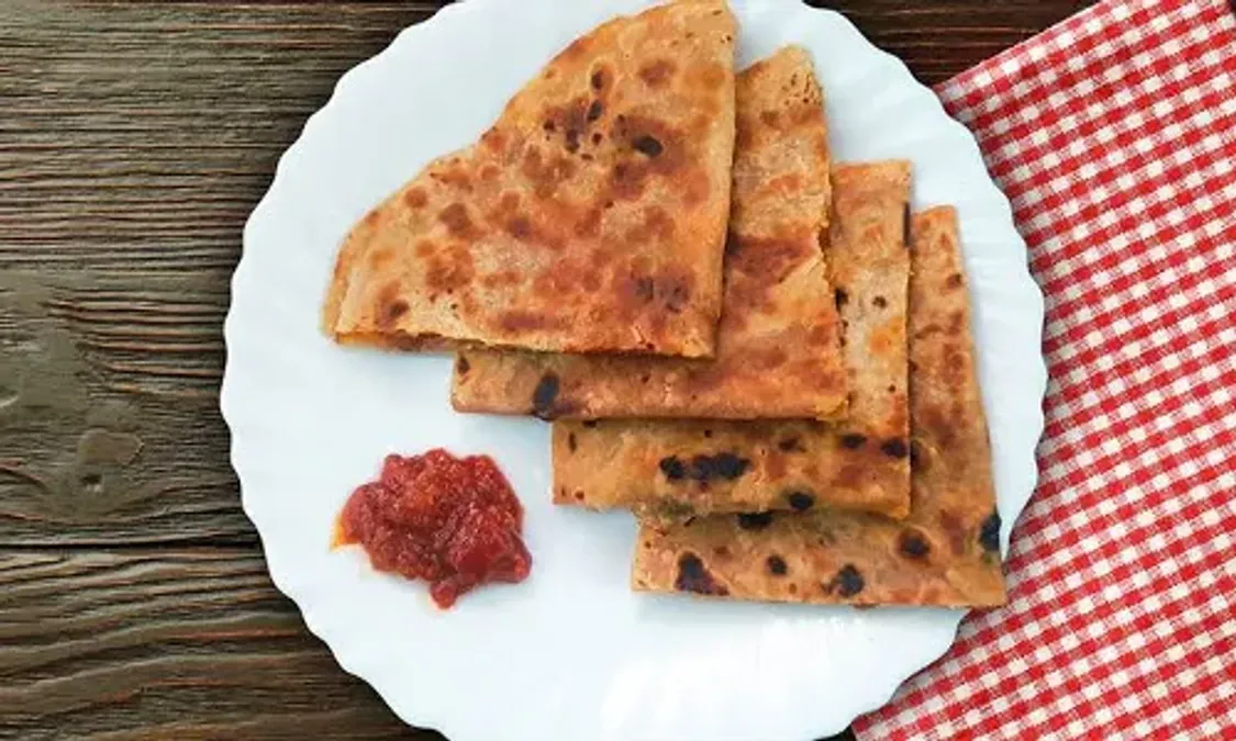 Chapati Sandwich Recipe: Serve this recipe to kids and ensure that they ...