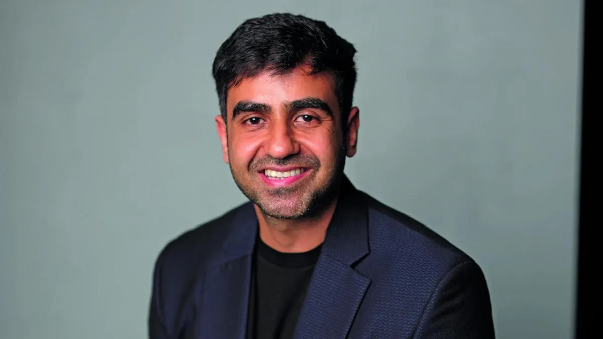 Hitanshu Bhatt - Journalist Profile - Intelligent Relations