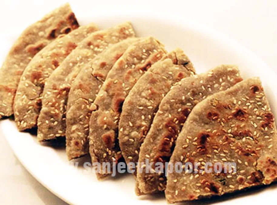 Bajre Ki Roti With Raw Banana Stuffing