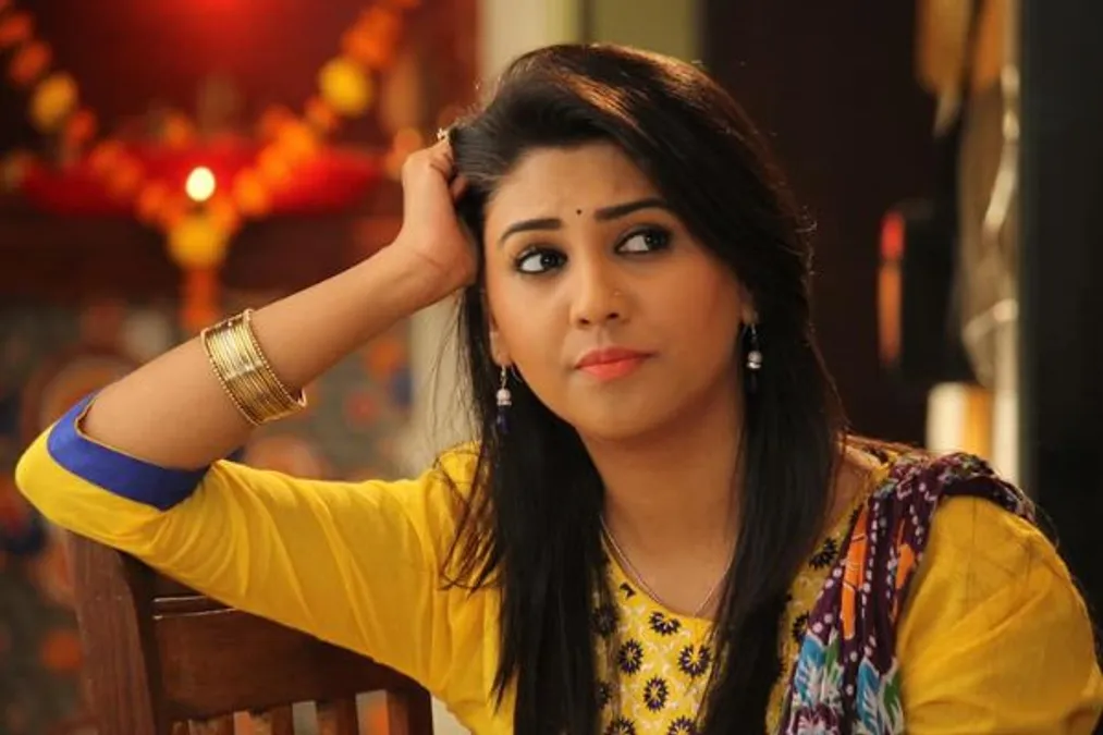 Who Is Pooja Purandare? Marathi Actor Files Complaint Against Social ...