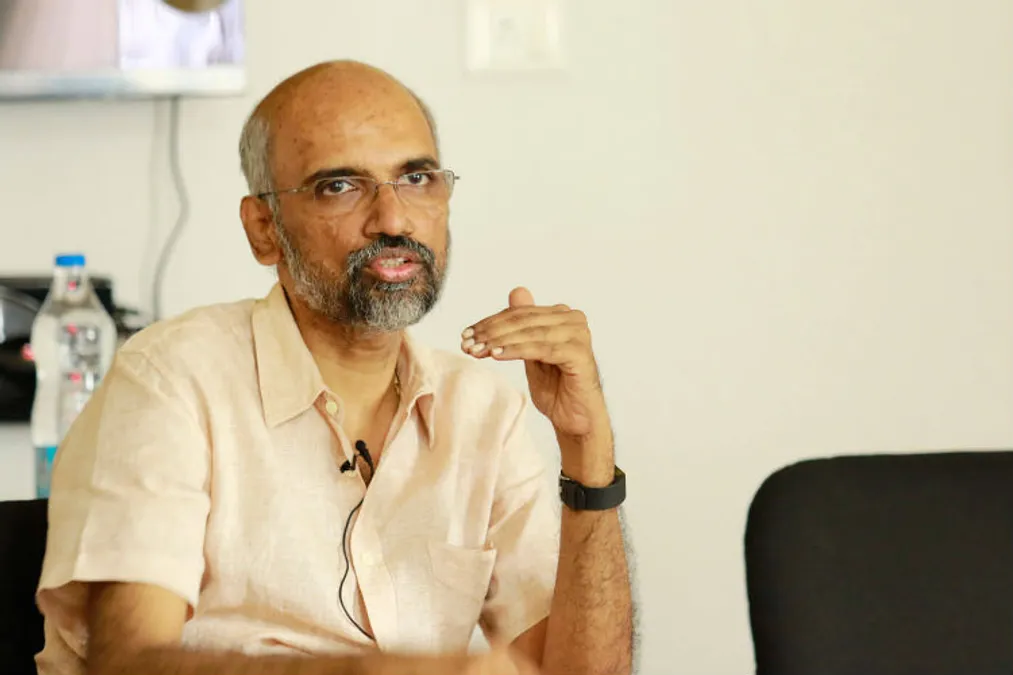 லிம்கா புக் ஆஃப் ரெக்கார்ட்ஸ்: சாதனைப் படைத்த ரஜினி, விஜய் பட எடிட்டர்!