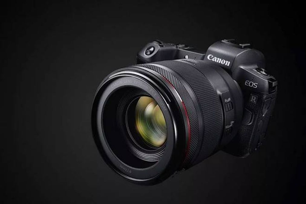Canon ने पहला मिररलेस कैमरा 'EOS R' उतारा, 2.50 लाख रुपये से भी ज्यादा ...