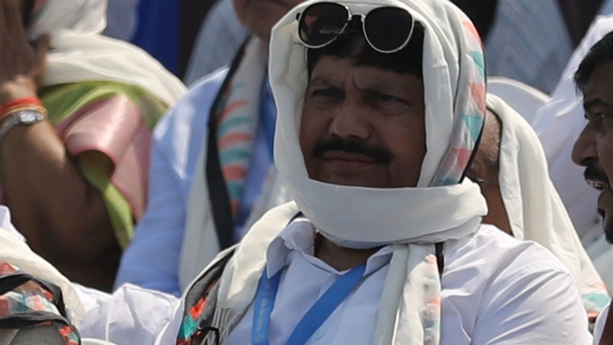 Arjun Singh: সরল মমতা-অভিষেকের ছবি, আজই কি বিজেপিতে 'অভিমানী' অর্জুন ...