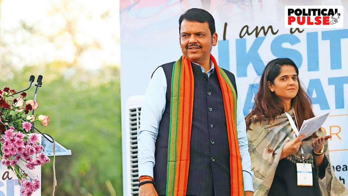 Devendra Fadnavis interview: বিজেপি বড় দল, মুখ্যমন্ত্রীর চেয়ারের দাবি ...