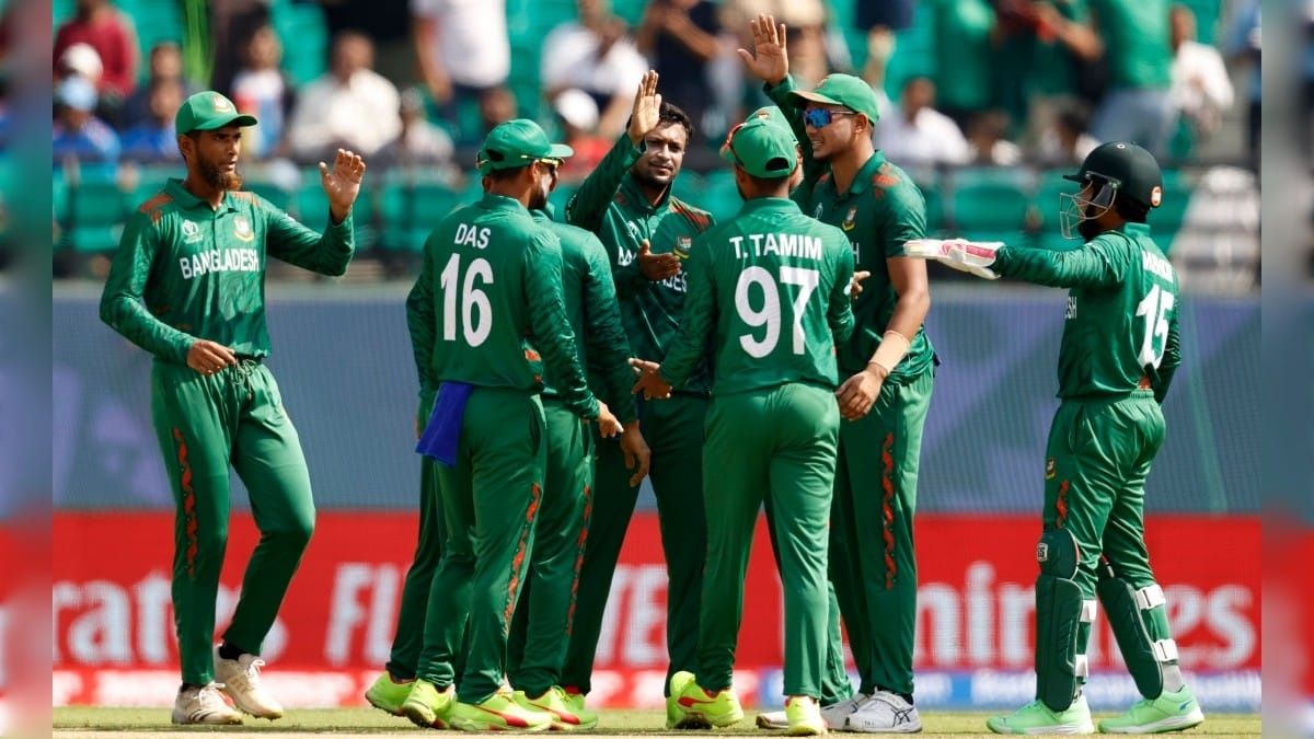 Shoriful Islam injured: যন্ত্রণার জ্বালা নিয়ে শ্রীলঙ্কা ম্যাচে নামবে ...