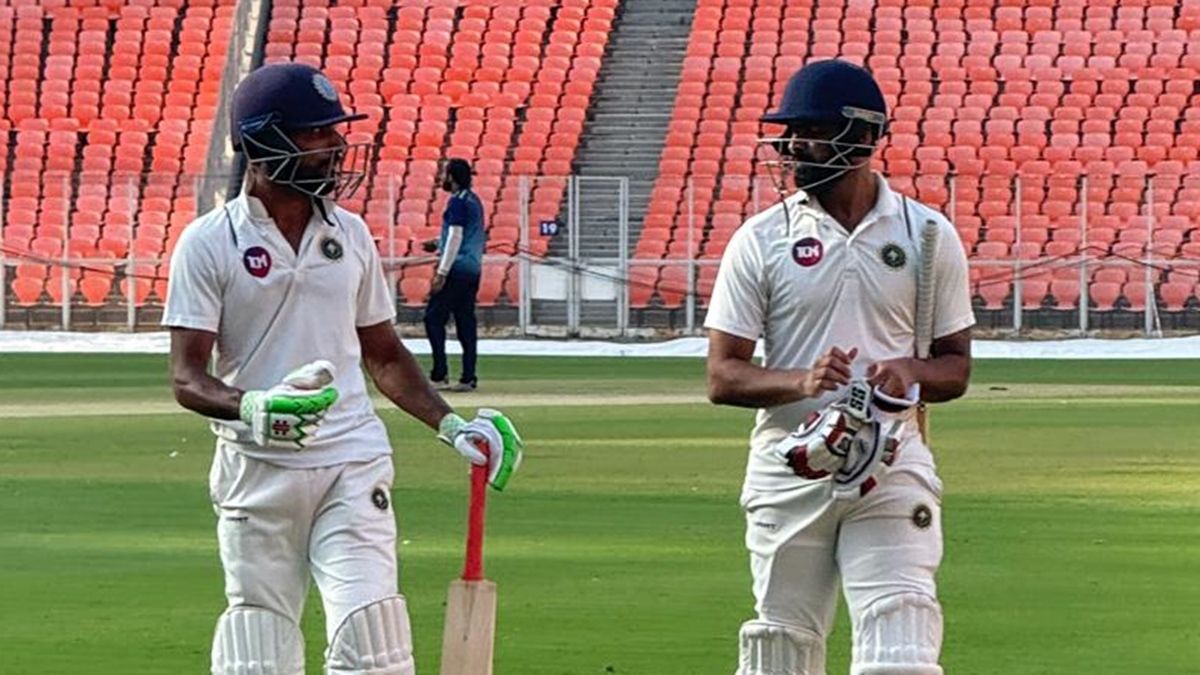 Ranji Trophy Final: തുടക്കം പാളി; കേരളത്തെ 14-2ലേക്ക് വീഴ്ത്തി വിദർഭ