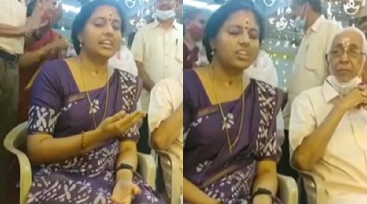 നവരാത്രി ആഘോഷത്തിനിടെ കീർത്തനം ആലപിച്ച് തൃശൂർ കളക്ടർ; വീഡിയോ