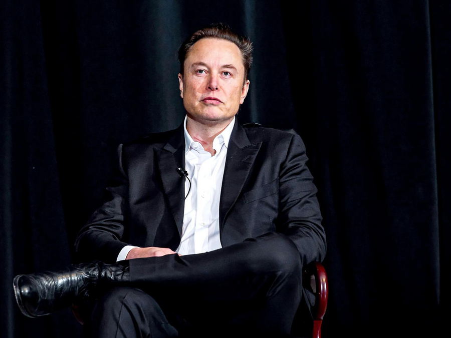 Elon Musk criticizes WhatsApp, citing privacy concerns Elon Musk criticizes WhatsApp, citing privacy concerns