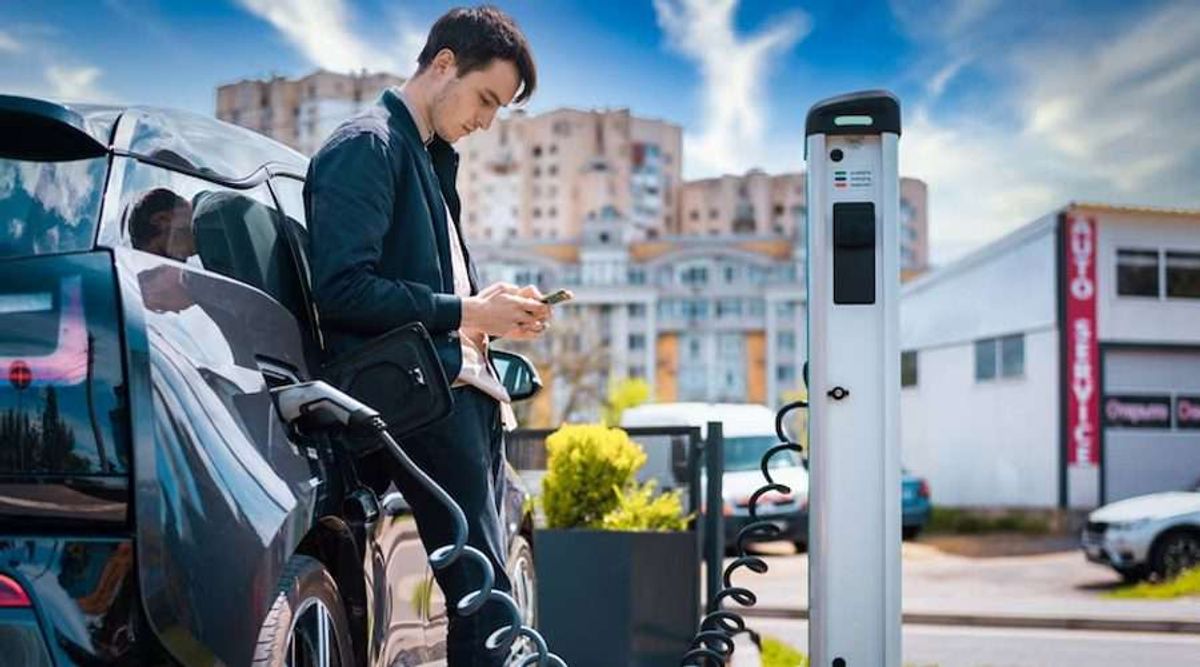 5 Things to Know About EVs