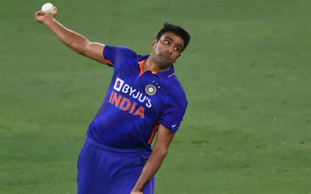 'Saahi baat bola hain'- Fans react as Ravichandran Ashwin pleads fans ...
