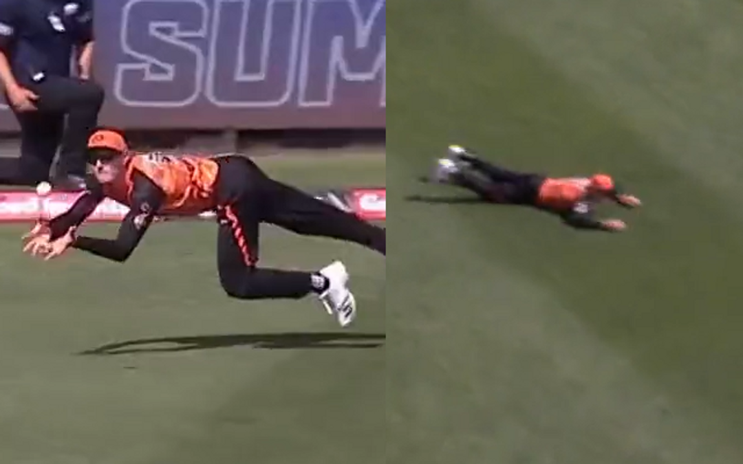 Watch: Cameron Bancroft takes a spectacular boundary-line grab to ... Watch: Cameron Bancroft takes a spectacular boundary-line grab to ...