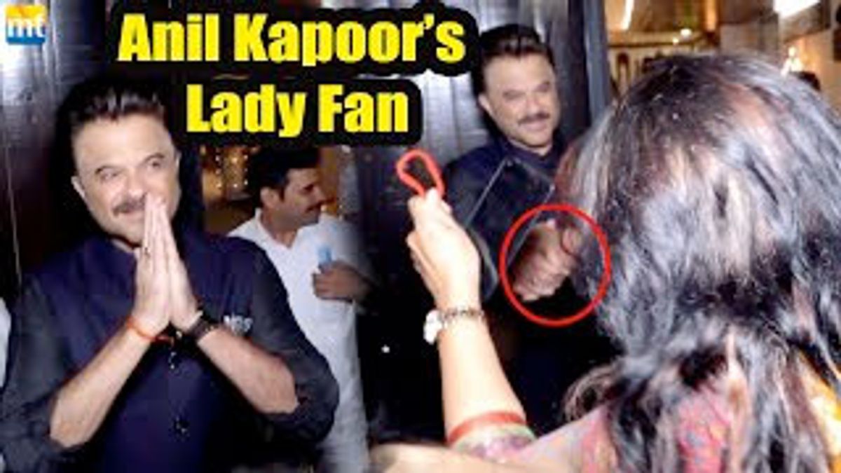 Anil Kapoor interacted with Lady Fans on Diwali occasion, superstar ...
