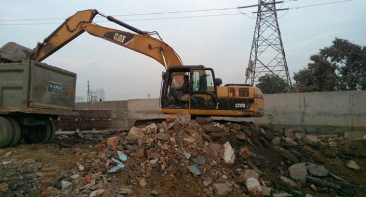 Box Pushing technology for Noida to avoid traffic disruptions