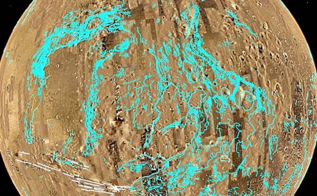 Scars on Mars: Giant impact by asteroids caused the massive spots on ...