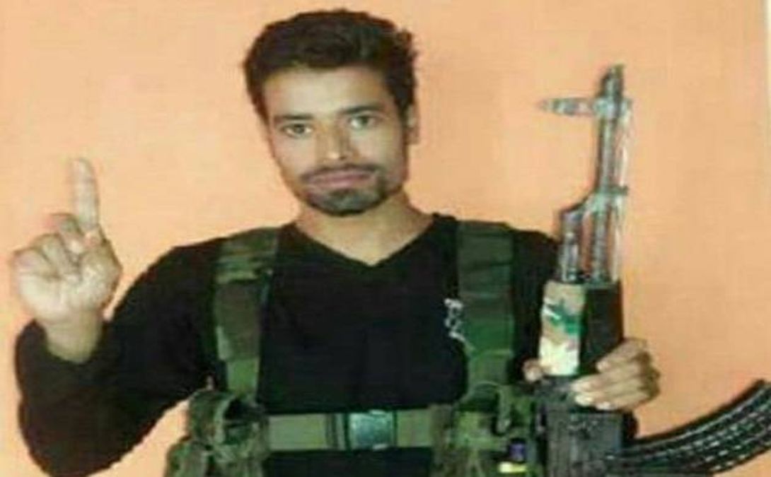 J&K: Anantnag police arrests Hizbul terrorist Aadil Ahmad Bhat