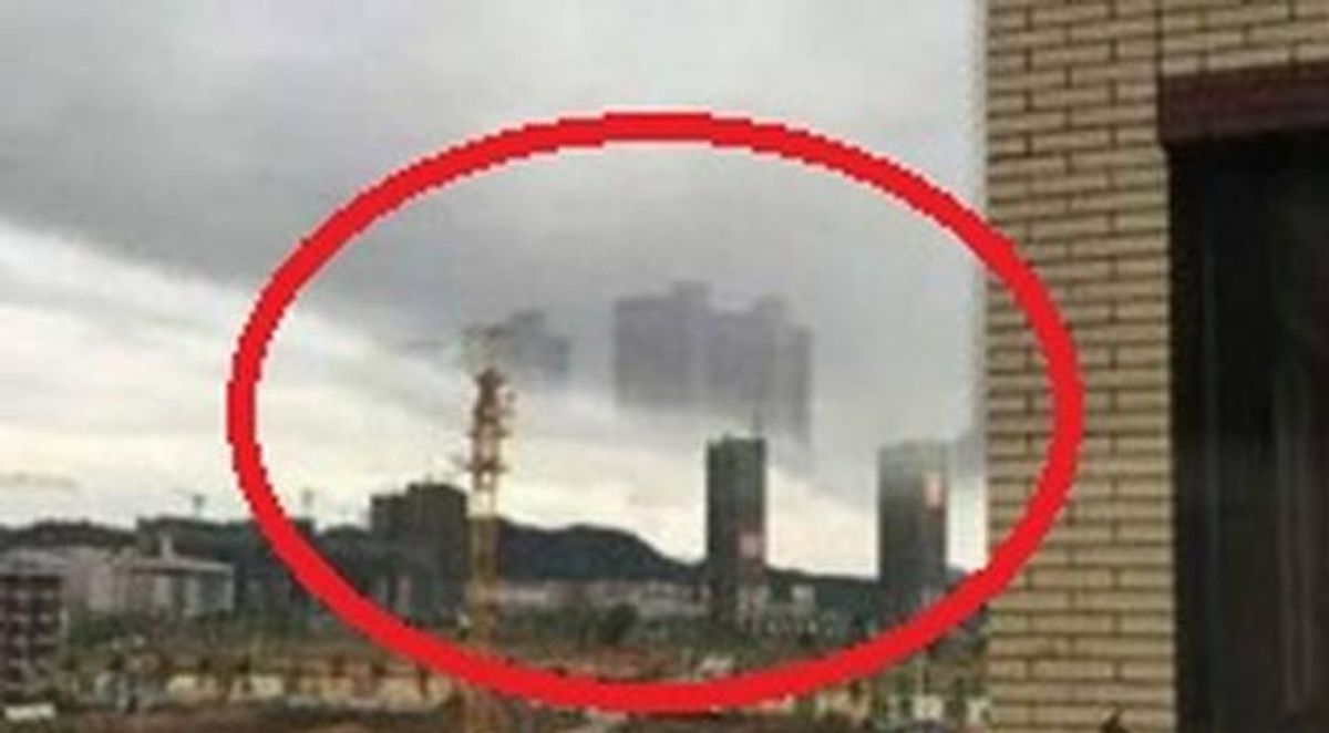 Floating city appears in China sky