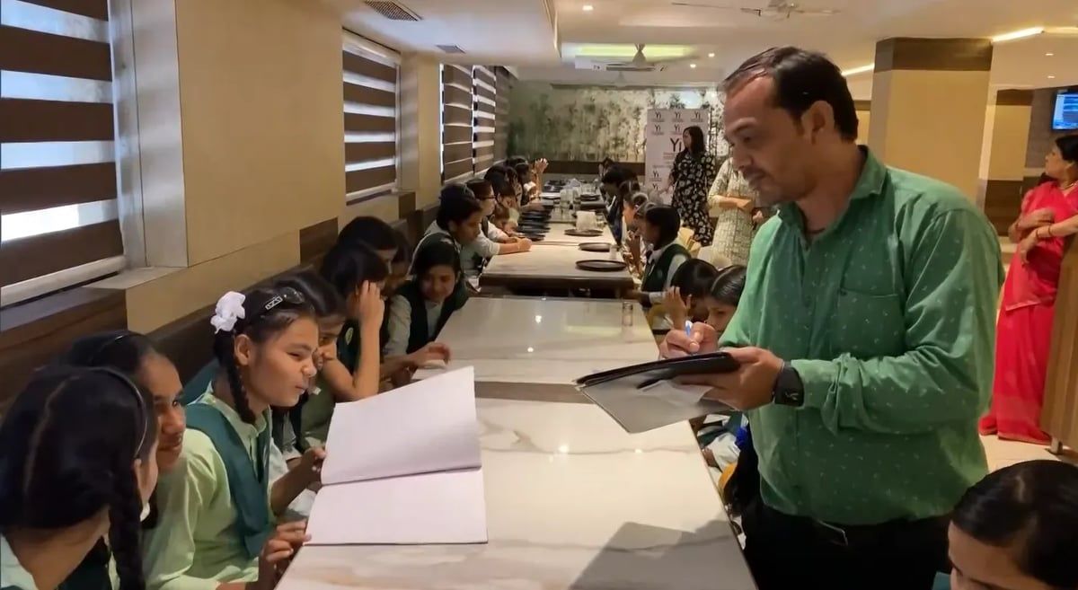 Indore Eatery Unveils Braille Menus For Visually-Impaired Customers