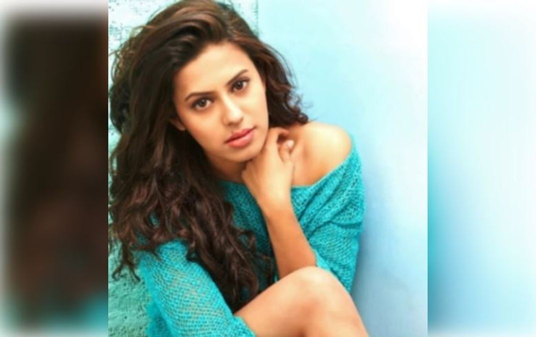 DRI raids Bengaluru residence of jailed Kannada actress Ranya Rao; cash ...