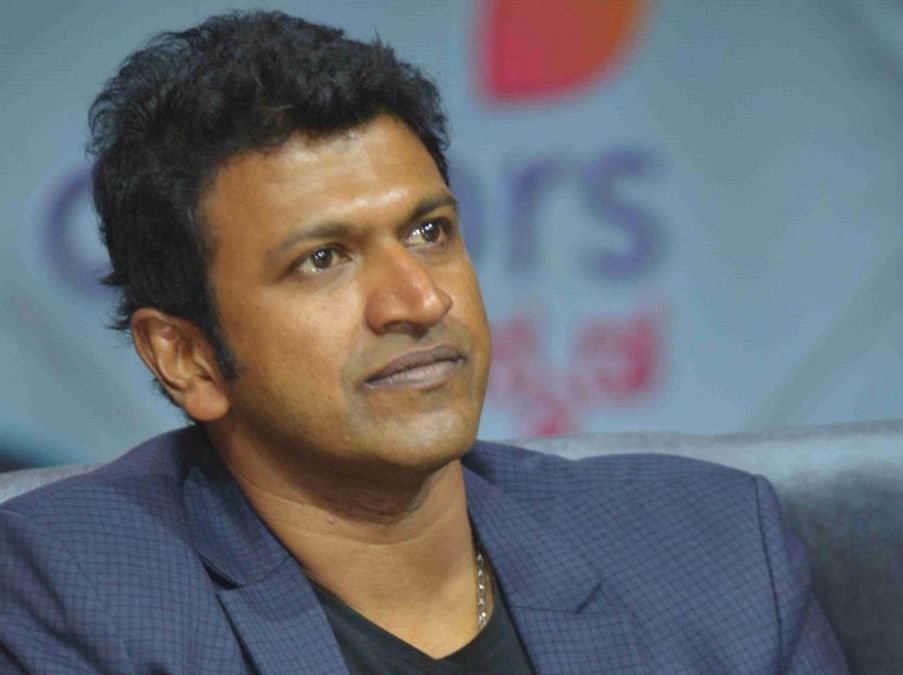 Unable to bear loss of Puneeth Rajkumar, fan ends life