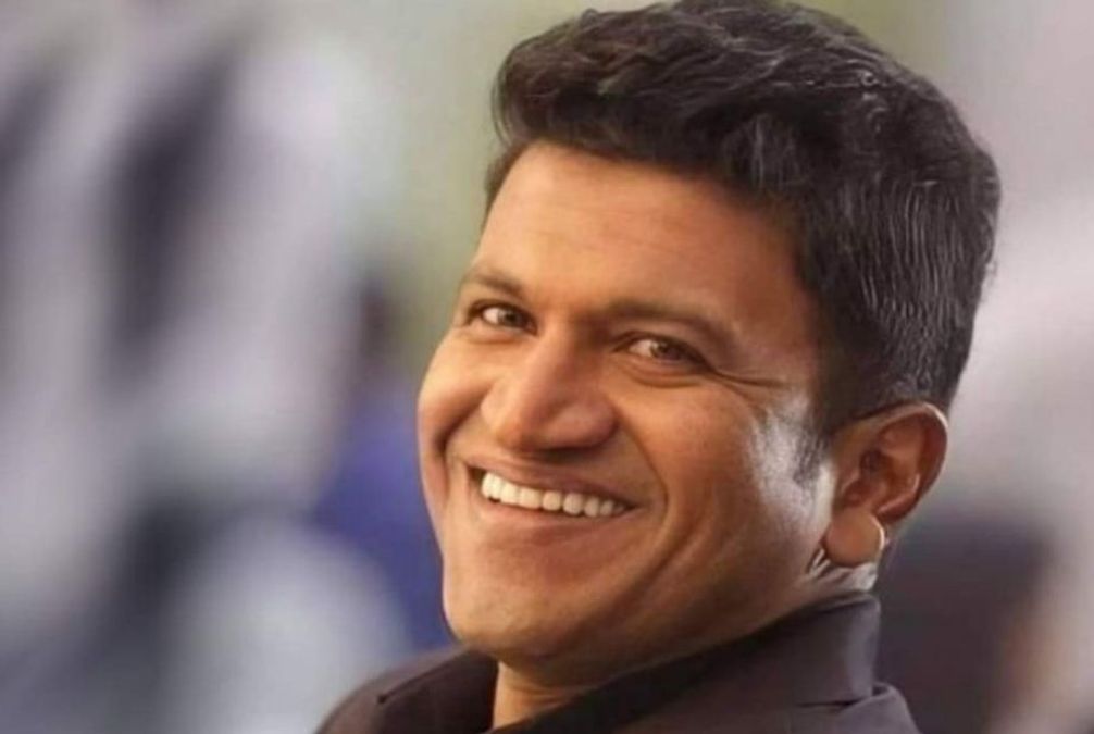 Mortal remains of Puneeth Rajkumar laid to rest beside his father ...