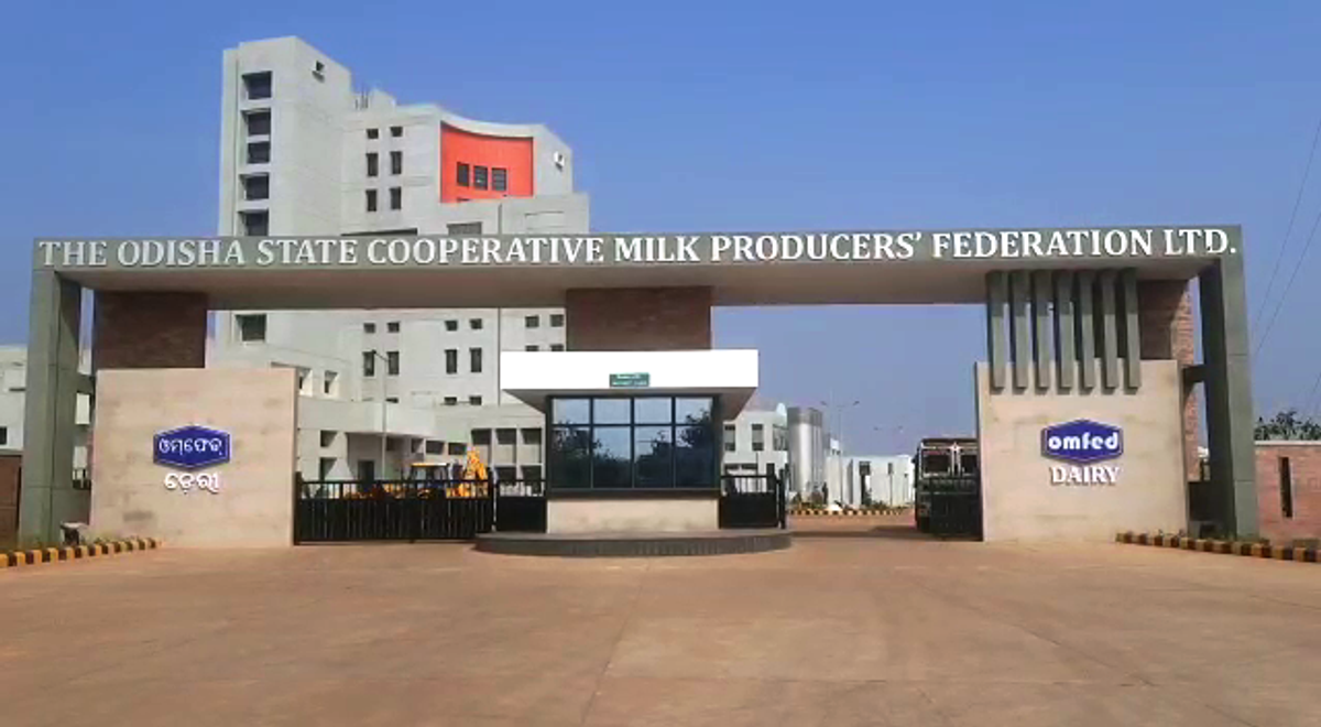 CM Naveen inaugurates mega Omfed dairy plant in Cuttack amid protests ...