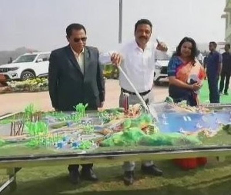 Chief Construction Engineer in Odisha Vigilance net: 2 more plots ...